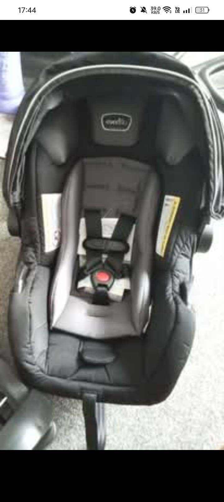 Brand new Evenflo litemax baby capsule | BuySellSwap NZ